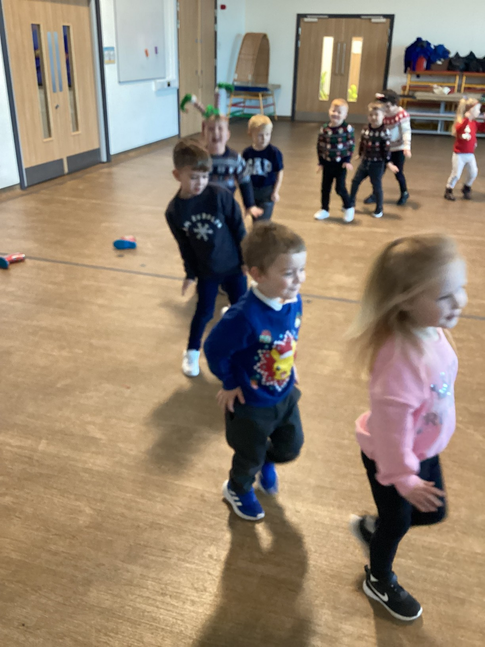 Santa Dash 2022 Reception | Shiney Row Primary School