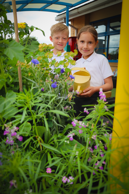 Home | Queen's Crescent School