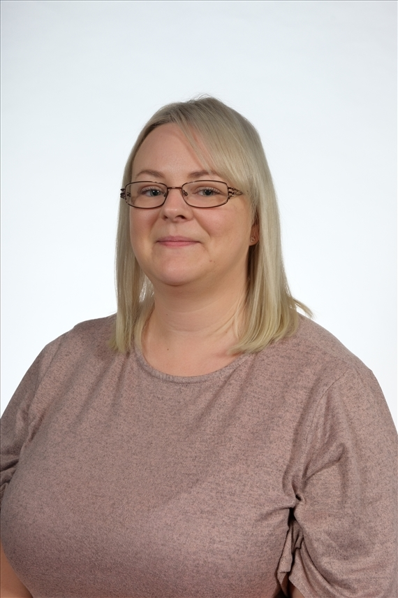 Meet the Team | Sharp Lane Primary School