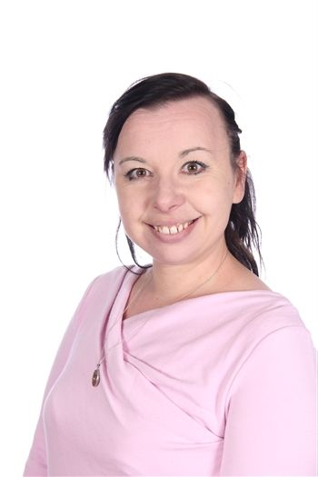 Staff | STAVELEY JUNIOR SCHOOL